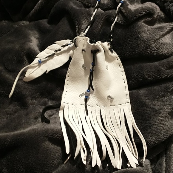 Ruby'sJamsNGems | Bags | Black And White Buck Skin Leather Fringe Pouch ...